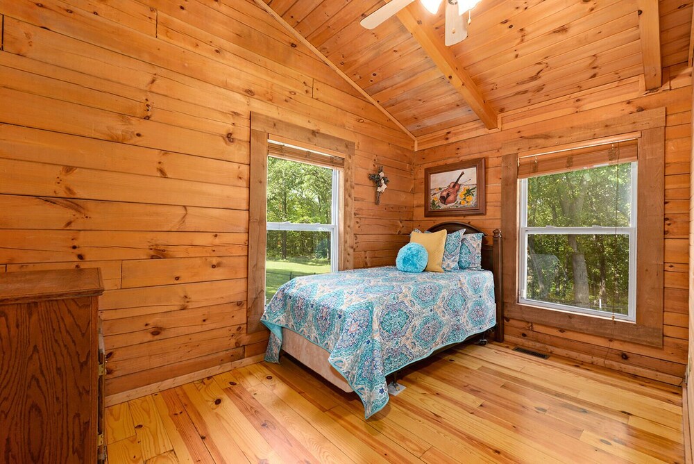 4 Brd 3 Bath on 6 acres near KC, Lee's Summit, Blue Springs, Kingsville ...
