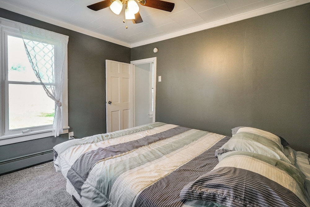Downtown Russells Point Cottage Near Indian Lake! - Indian Lake, OH