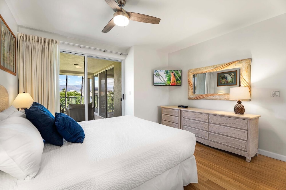 ️New Top Floor Rental! | Ocean Views | Concierge Included - Hawaii