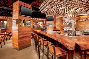 Estúdio | Bar (na propriedade)