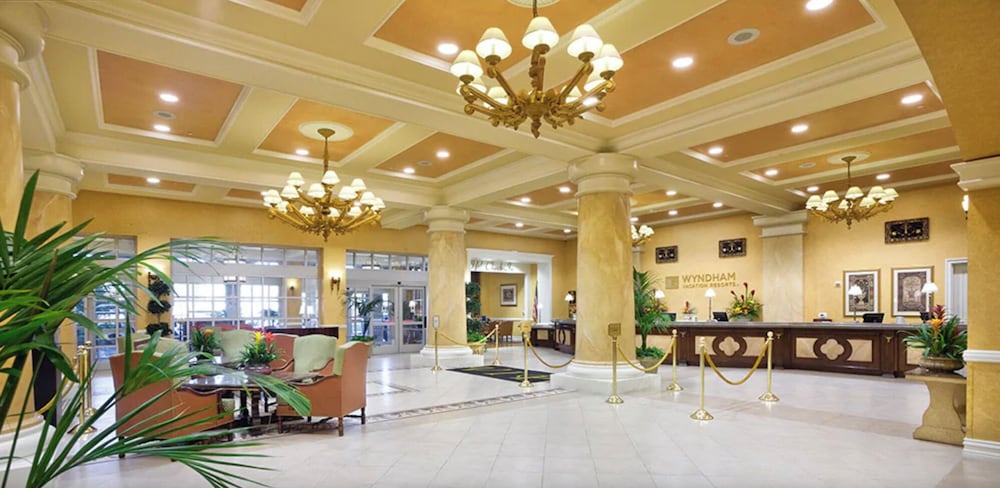 Fully Furnished 1brm, 675sq, Amenities, Central Location, 3 Pools, Free Parking - Las Vegas, NV