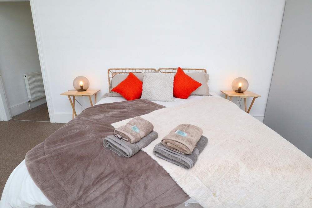 Eastbourne Haven, Centrally Located Apartment, 10 Minutes From The Seafront - Eastbourne
