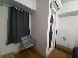 Estúdio Básico | Quartos insonorizados, Wi-fi grátis, roupa de cama fornecida 