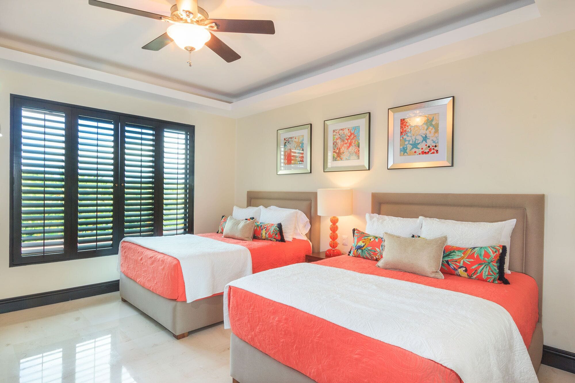 4 quartos, Wi-fi grátis 