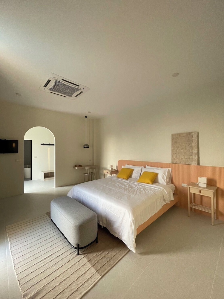 Villa With Private Pool, 2 Bedrooms And A Kitchen In Pattaya B2 - Pattaya