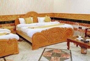 Quarto Duplo Deluxe | Quartos insonorizados, Wi-fi grátis 