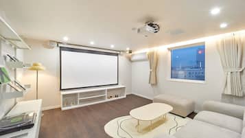 Roupas de cama premium, quartos à prova de som, Wi-Fi de cortesia