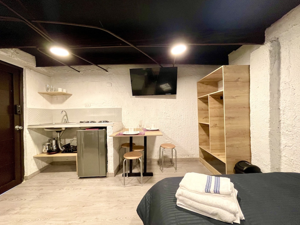 4. Super Central Apartment In Casa Colonial Bogotá - Bogota
