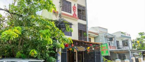 Fachada da propriedade