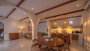 Villa Deluxe | Sala de jantar