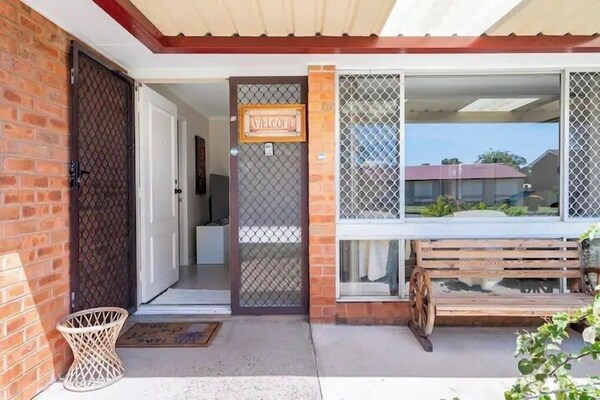 Cheerful 3 Bedroom House With Free Parking - Blue Mountains