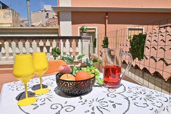 Izzhome Full Center Terrace - Cagliari