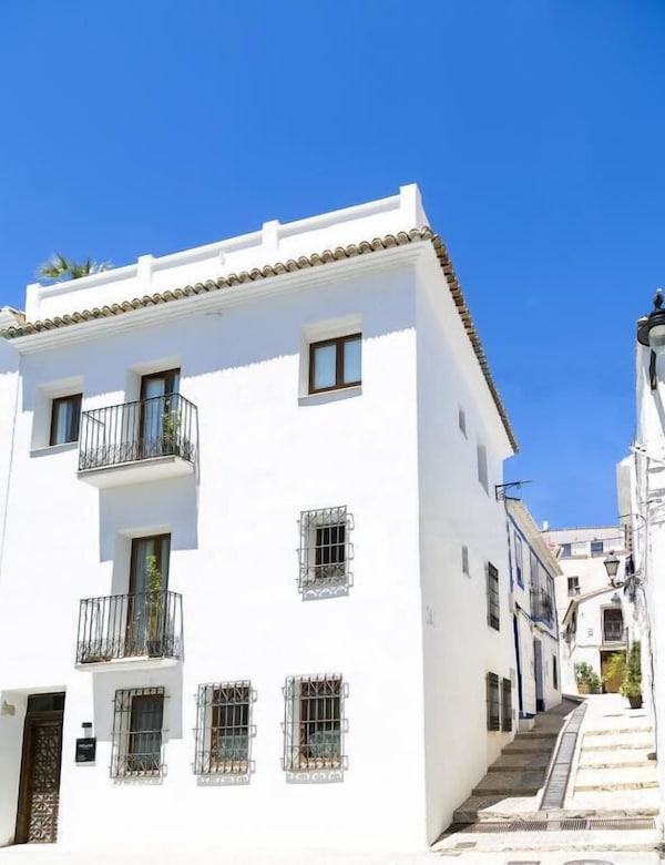 Moona Hostal Altea - Altea
