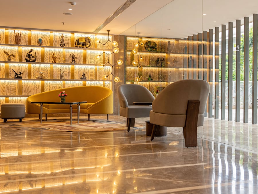 Área de estar no saguão