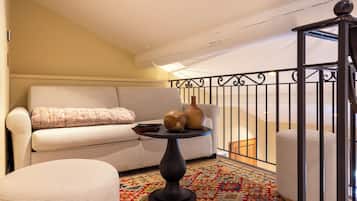 Suite de Luxo | 1 quarto, minibar, cofre no quarto, secretária