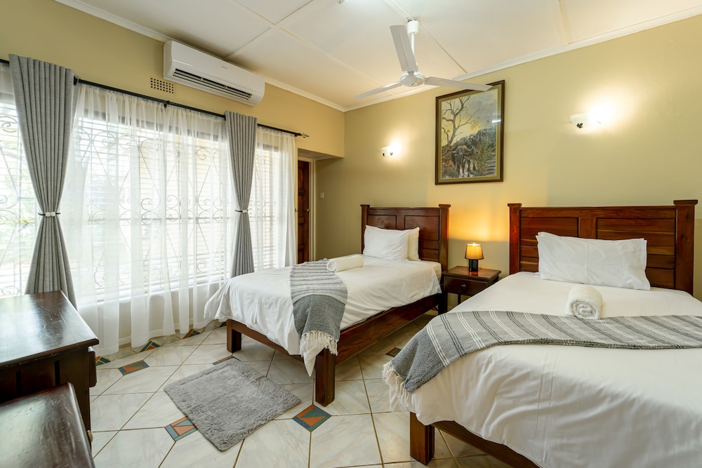 Room-zambezi Family Lodge - Buffalo Room - Victoria Falls
