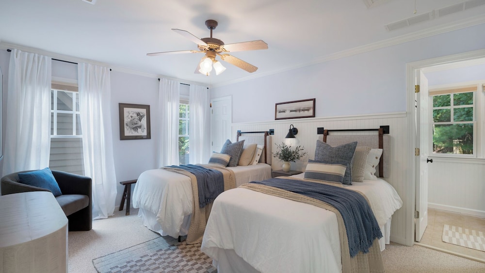 Serene Getaway: Your Ideal Retreat With Lakeside Views - Amicalola Falls State Park, Dawsonville