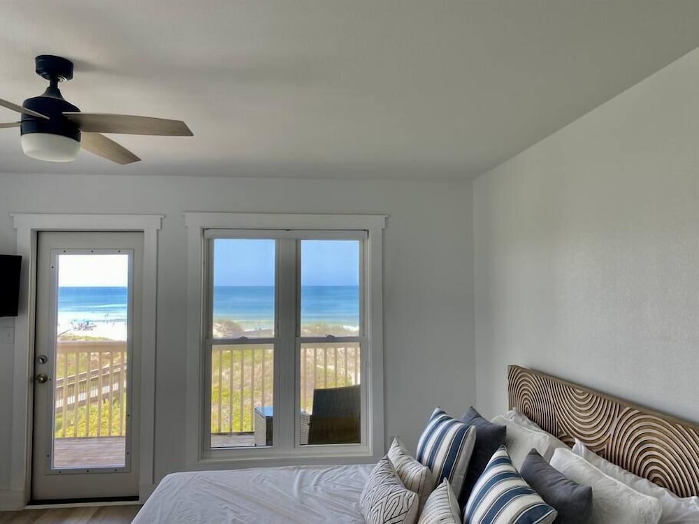 Sublime Sunset☀️ Ocean Front Getaway - Cape San Blas | Vrbo
