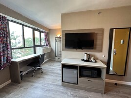 Roupa de alta qualidade, edredões de penas, secretária