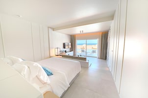 Swim Up Suite | Frigobar, Wi-Fi de cortesia, roupa de cama