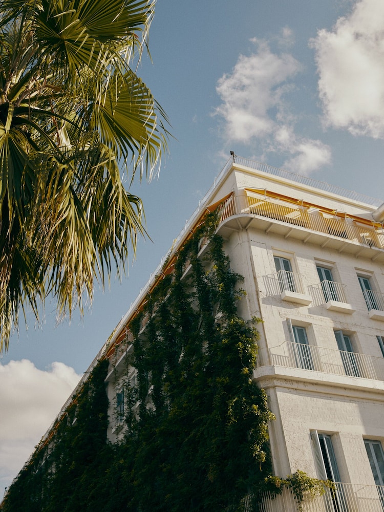 룸스 호텔 바투미 - 바투미