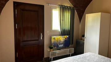 Quarto Royal | 1 quarto, minibar, com mobília individualizada