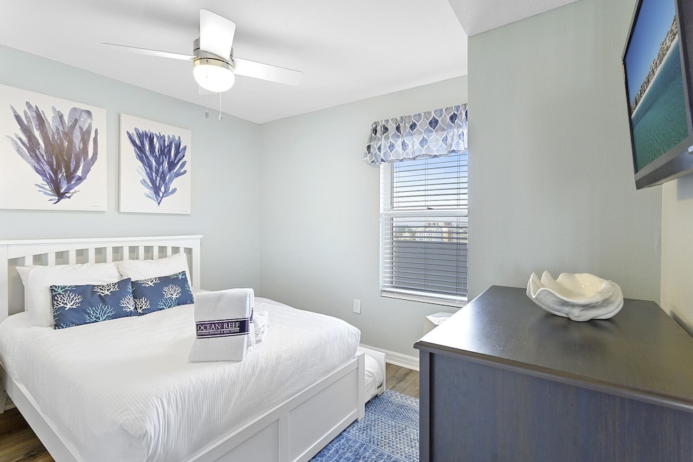 Pelican Beach Resort 1715 - Updated Gulf-front Unit, Pools, Hot Tub, Tennis! - Destin, FL