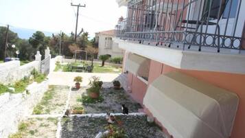 Apartamento, 1 quarto, sacada, vista para a montanha | Área da propriedade
