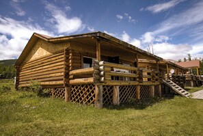 Cabana clássica | Individualmente decorados, individualmente mobiliados, escrivaninha