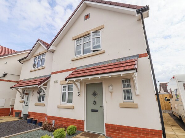 6 Cwrt Griffiths - Prestatyn