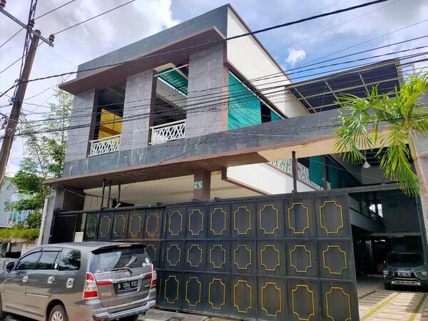 Hotel O Kost 3 Kelor Syariah - Makassar