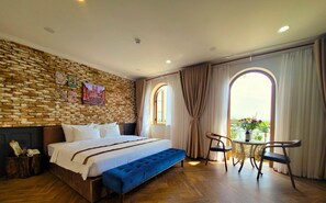 Quarto superluxo | Roupas de cama premium, camas com colchões pillow-top, frigobar