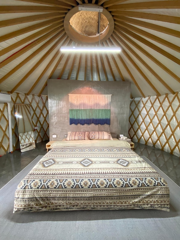 Nomad Yurts - Coron