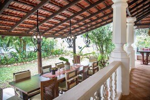 Villa de Luxo, 6 quartos | Sala de jantar