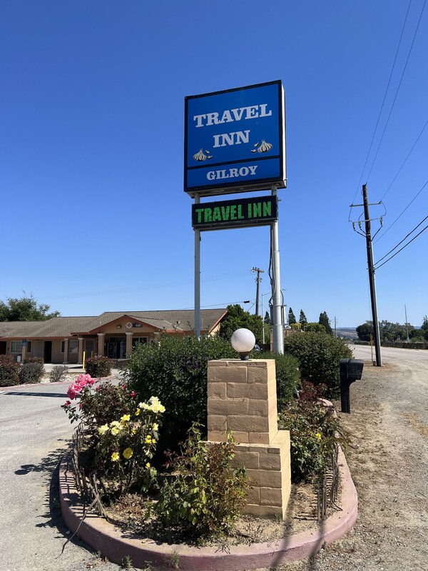 Travel Inn Gilroy - Gilroy, CA