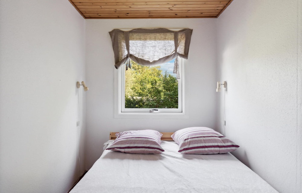 Nice Home In Dronningmølle With Wifi - Gilleleje