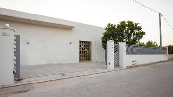 Fachada da propriedade