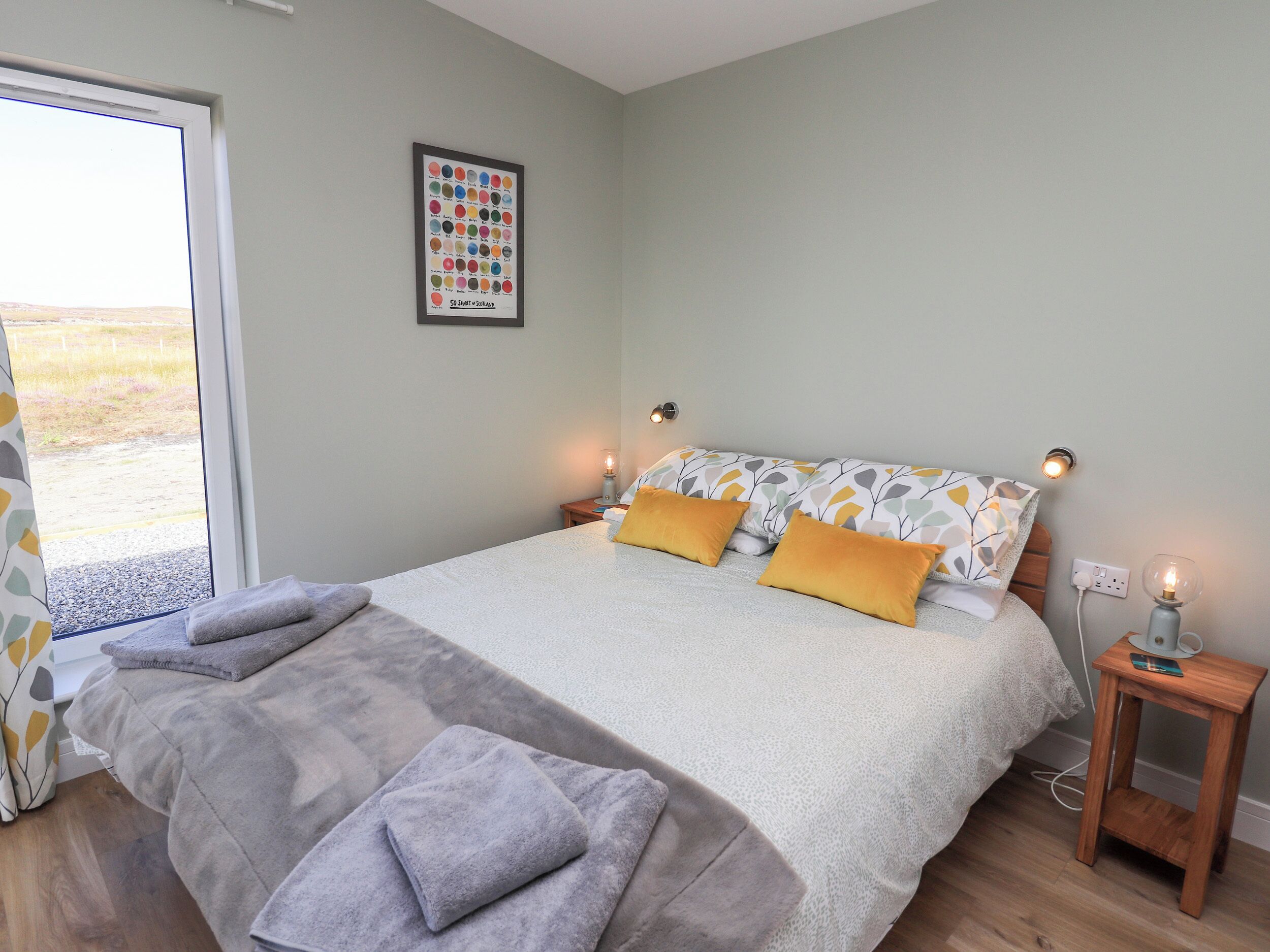 The Wheelhouse, Romantic, Country Holiday Cottage In Balivanich - North Uist