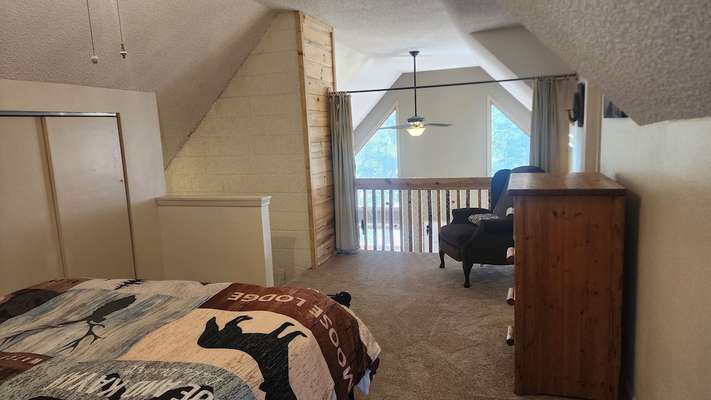 Tackle Mountain Lodge: Loft, Activities, Relaxation! - Colorado