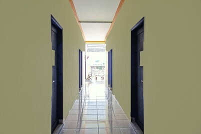 SPOT ON 91791 Homestay Surya Syariah