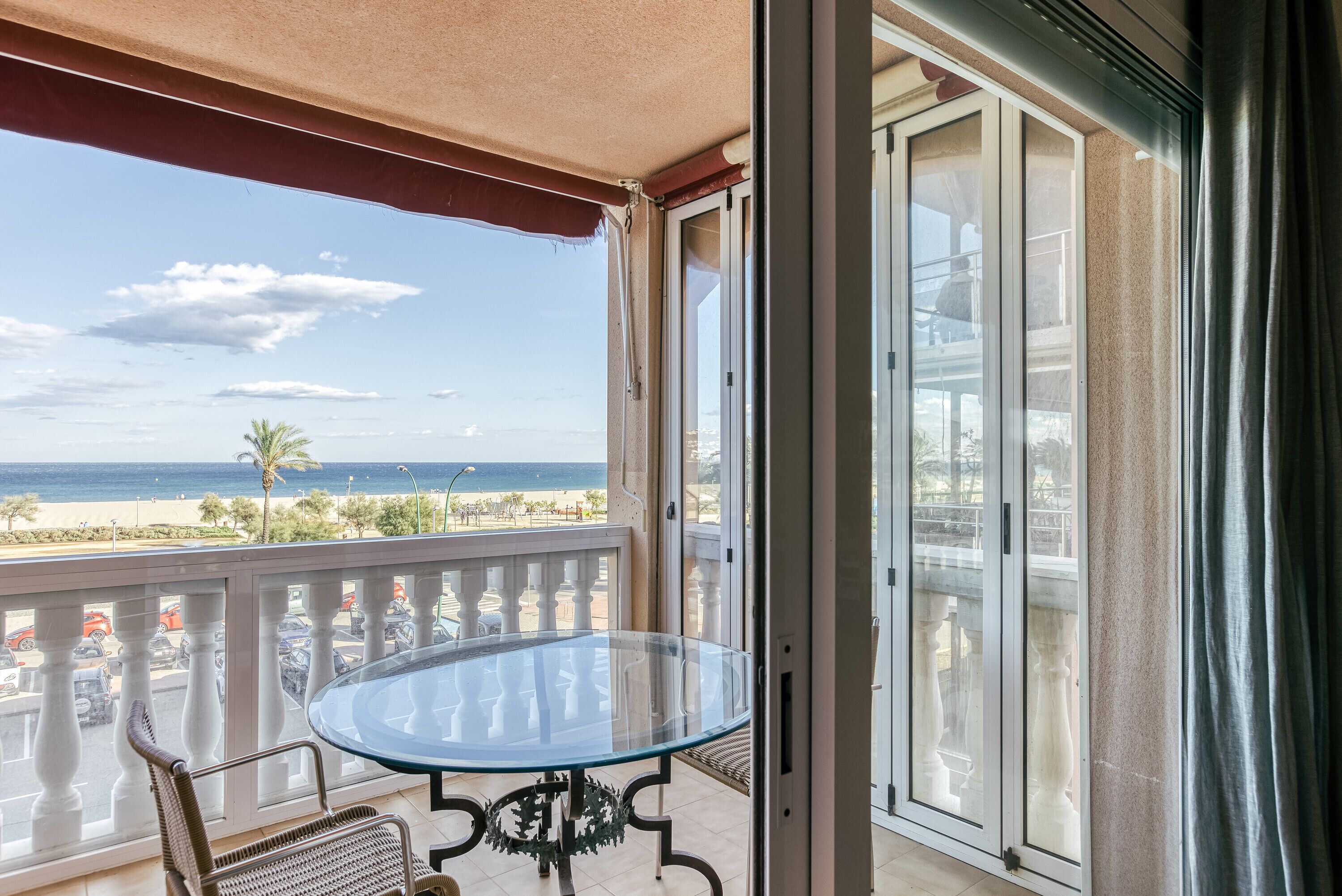 Apartment Edificio Marenostrum with Sea View, Private Terrace & Wi-Fi ...