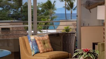 Condo, 1 quarto | Área de estar | Smart TV