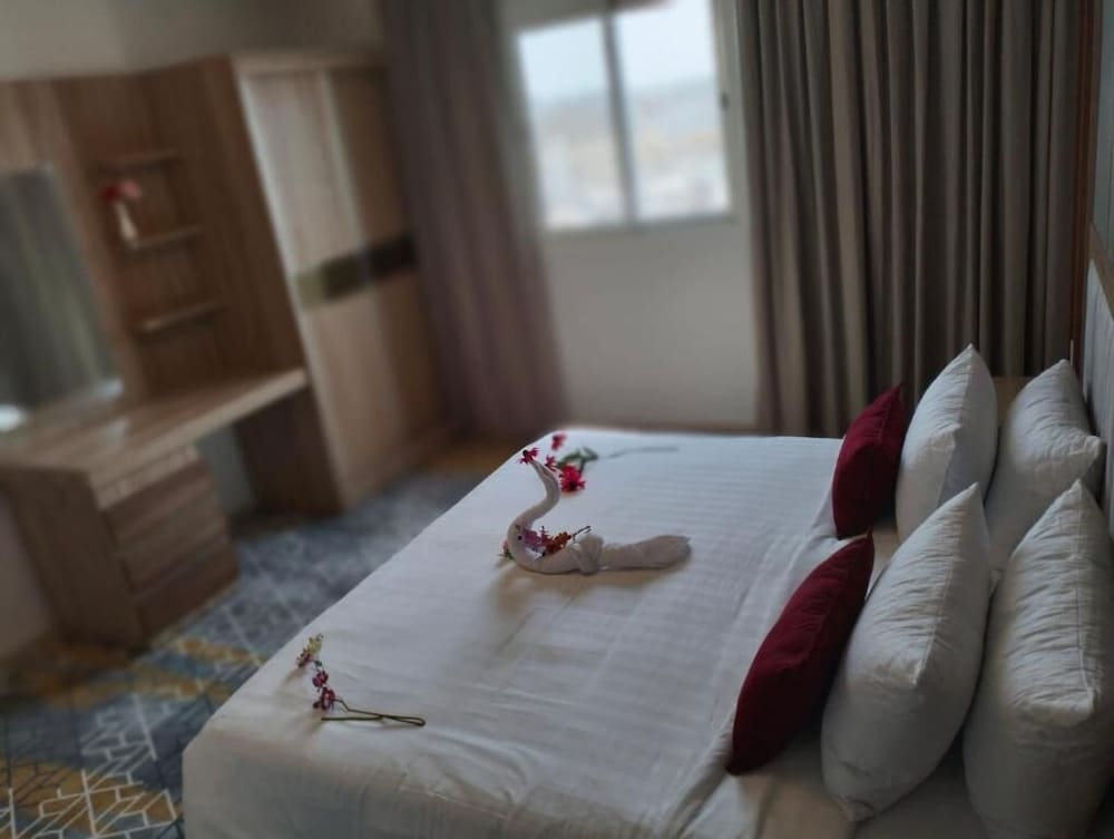 Golden New Umu Alquraa Hotel - Jeddah