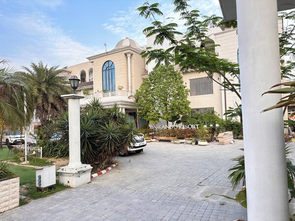 Grand 5 Resort - Meerut