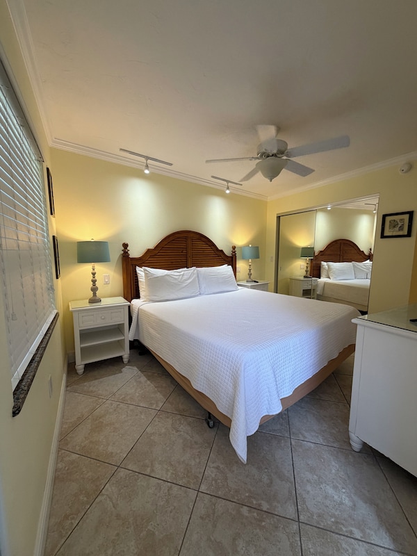 Siesta Key Inn - Sarasota, FL