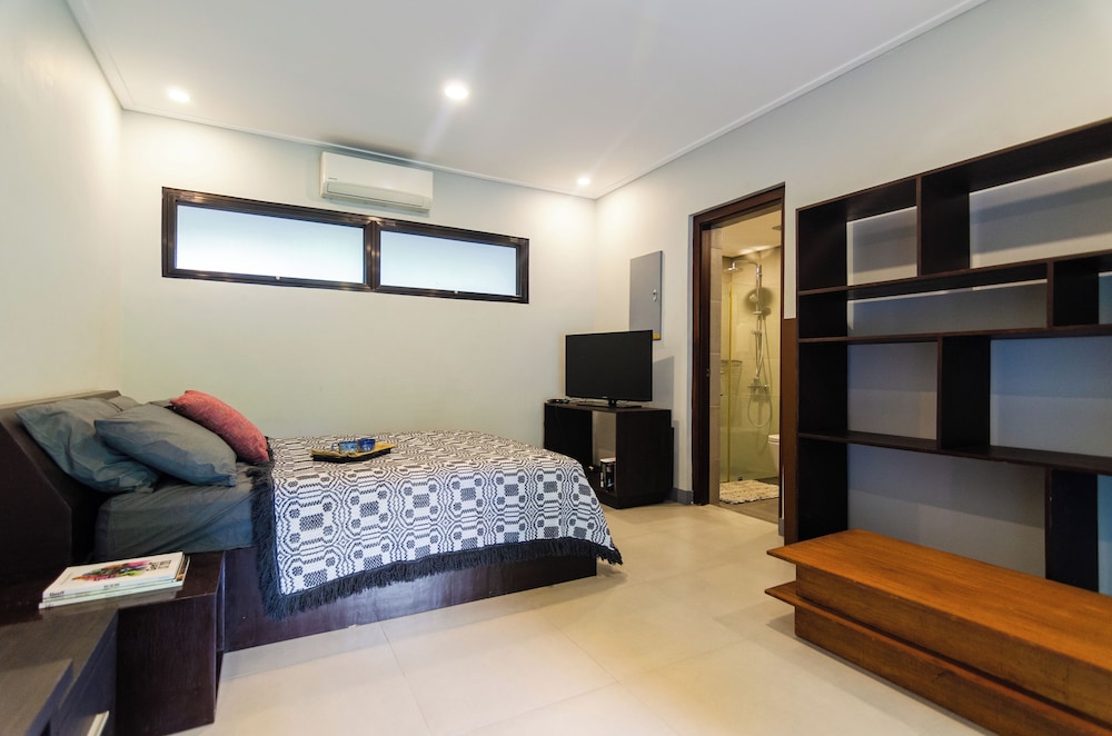 Kublihan Matuod Beach Private Pool Home Oasis Lian Batangas - Lian | Vrbo