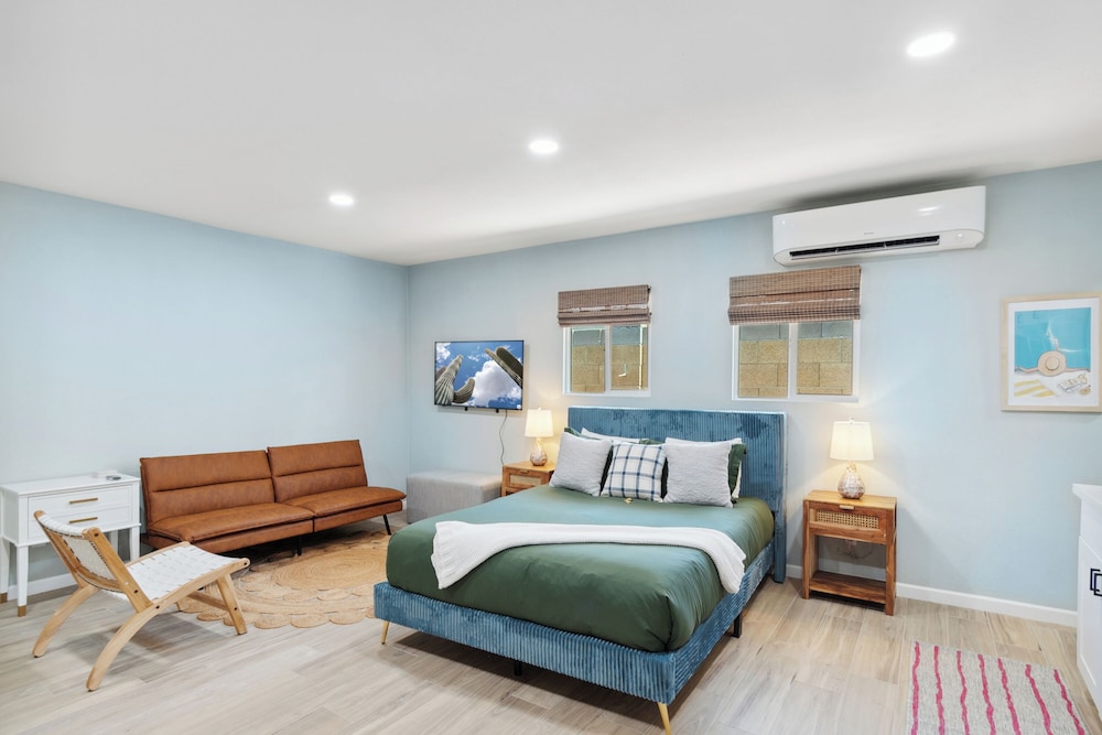 Gorgeous Studio | Pool | Near ASU - Tempe | Vrbo