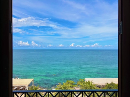 Fachada da propriedade. CASEPIA