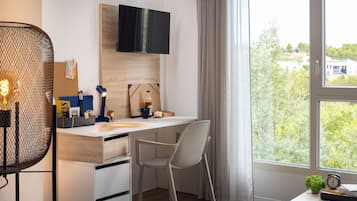 Estúdio standard | 1 quarto, escrivaninha, espaço de trabalho para notebook