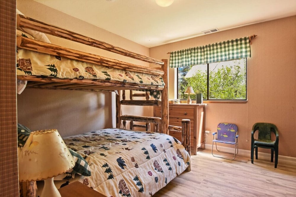 Serene Tahoe Donner Cabin Mins To Lake, Ski, Golf - Truckee, CA
